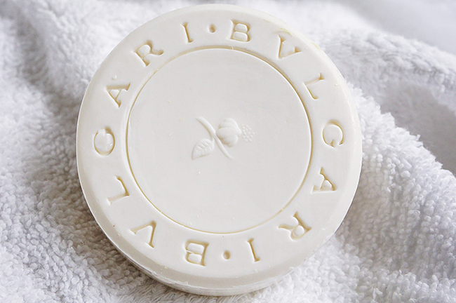Where to Find the Best Luxury Hotel Soaps | Blushing Black